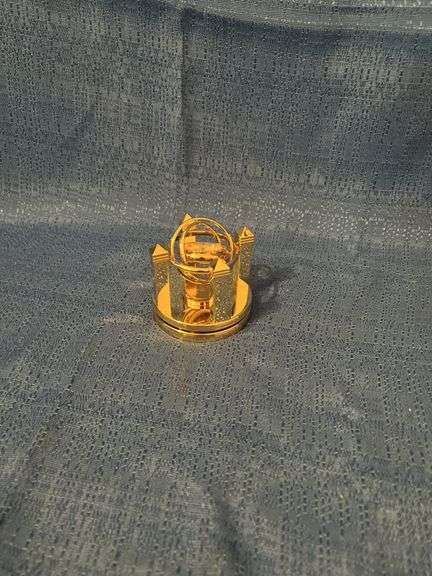 gyroscopic desk clock - Auction Services LTD