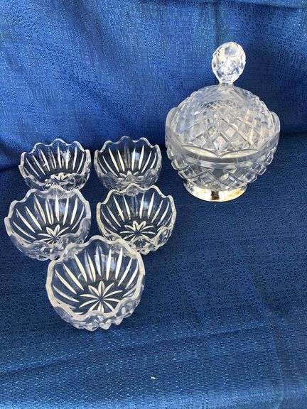 Glassware - Auction Services LTD