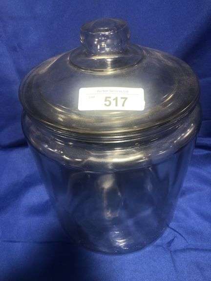 Glass jar - Auction Services LTD