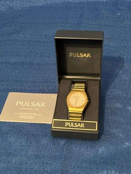 Pulsar watch - Auction Services LTD