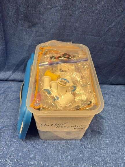 Storage box sewing notions - Auction Services LTD