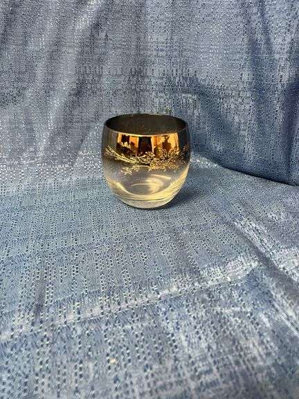 Lusterware glasses - Auction Services LTD