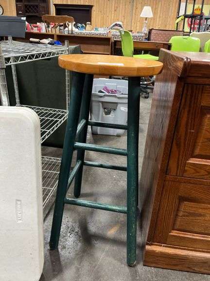 Stool - Auction Services LTD