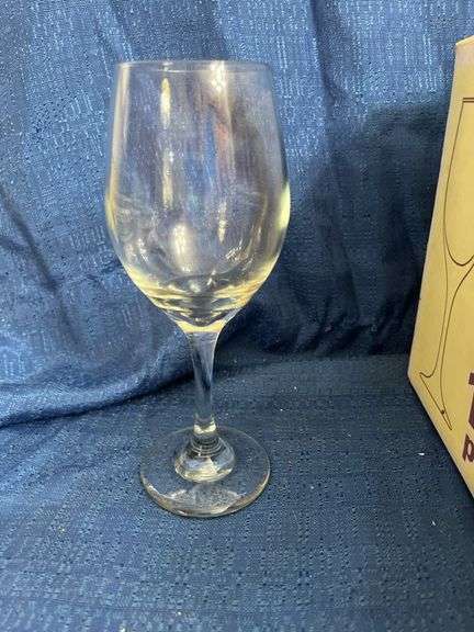 Stemware - Auction Services LTD