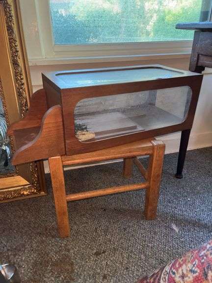 Wooden Step Stool - Auction Services LTD