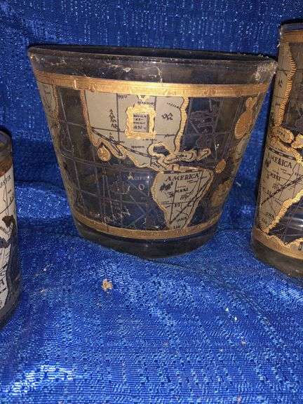 Map glasses - Auction Services LTD