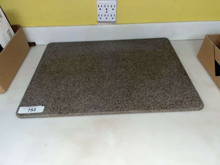 Scale and cutting boards - Auction Services LTD