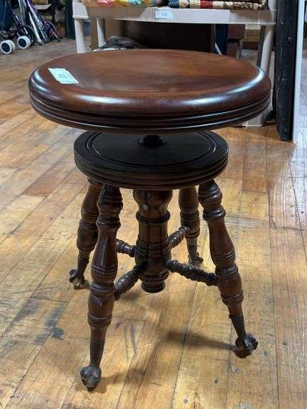 Piano stool - Auction Services LTD