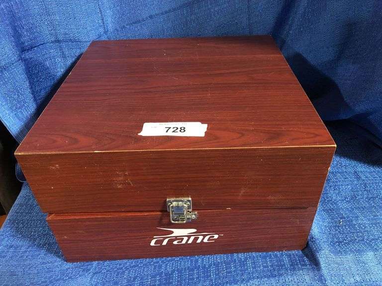 Crane toss game - Auction Services LTD