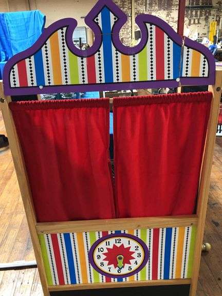 Puppet show screen - Auction Services LTD
