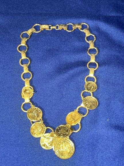 Gold color jewelry - Auction Services LTD