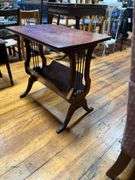 Magazine rack table - Auction Services LTD