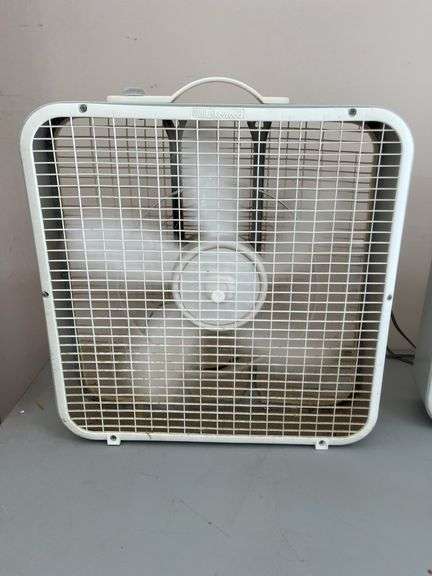 Box fan - Auction Services LTD
