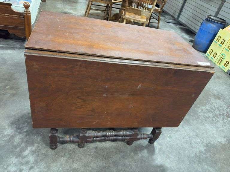 Table - Auction Services LTD