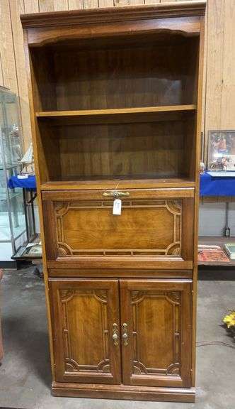 Secretary style desk - Auction Services LTD