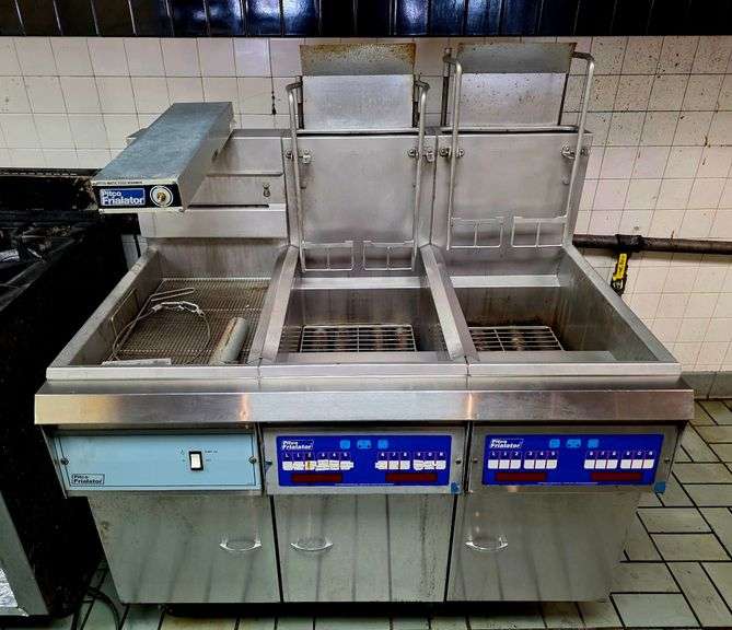 Pitco Frialator commercial deep fryer - Auction Services LTD