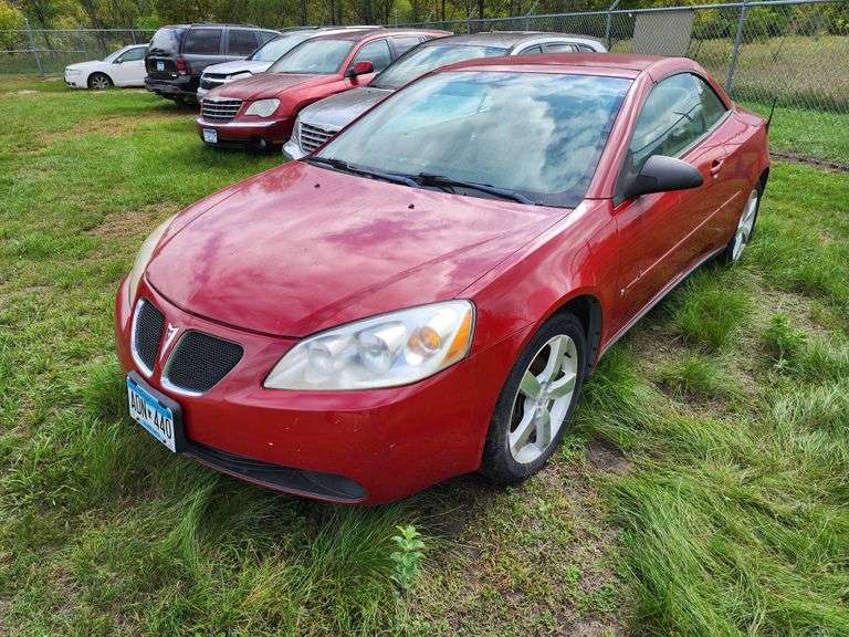 2006 Pontian G6, Has Keys, Will Get Paperwork to Get a Title. Running ...