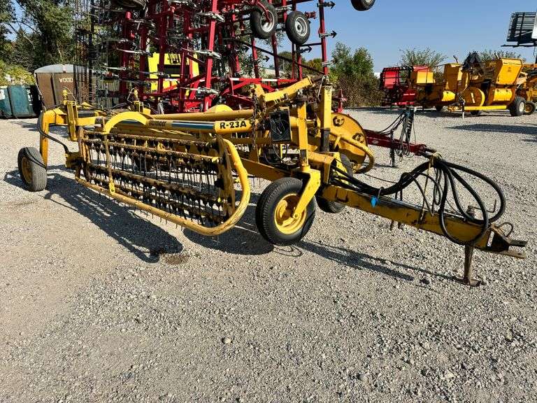 1998 Vermeer R23A Hydraulic Twin Basket Rake, Manual Fold, 23' Working ...