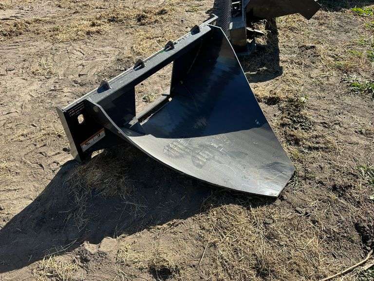 Wolverine Skid Loader Mounted Tree Scoop - Fragodt Auction and Real ...