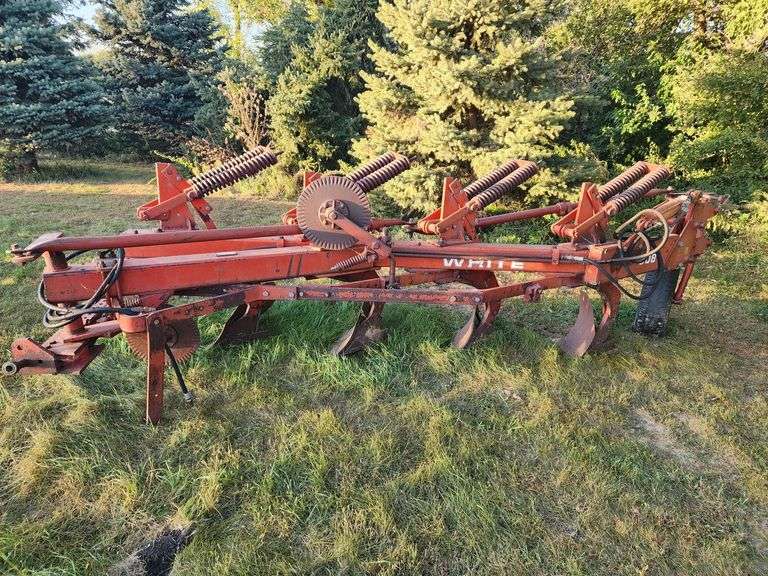 White 4/16 Bottom Plow, Model 508 - Fragodt Auction and Real Estate LLC