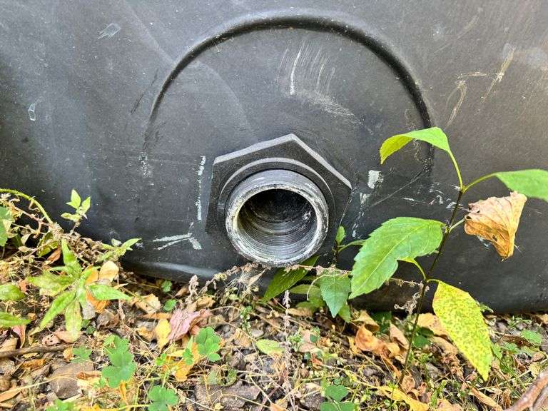 1650 Gallon Black Poly Tank - Fragodt Auction and Real Estate LLC