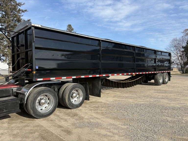 2004 StrongBox LiveBottom Semi Trailer, 42’, 96” Wide, 70” Sides, Spring Ride, 425/65R22.5 Super ...