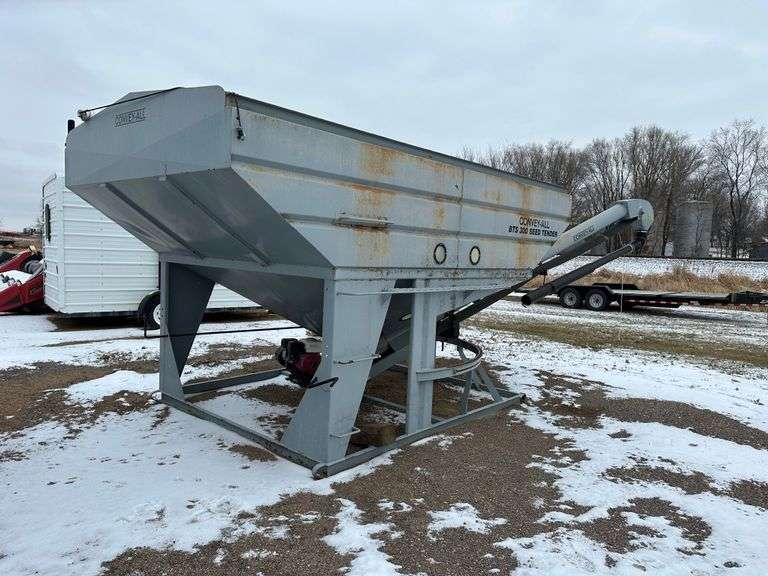 Conveyall BTS 300 Seed Tender Box with Rear Unload, Honda GX200 Unload ...