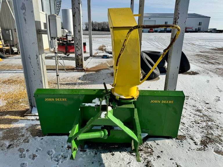 6’ 3pt Snowblower, Dual Stage, 540 PTO - Fragodt Auction and Real ...