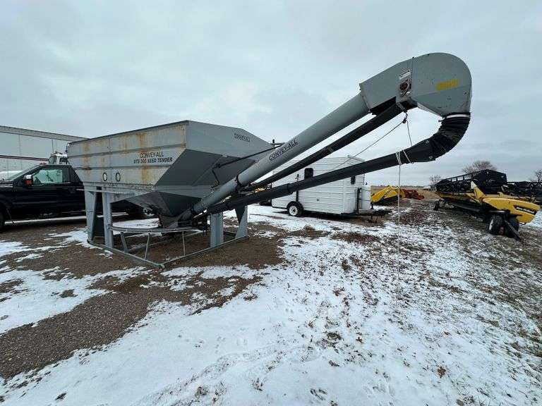 Conveyall BTS 300 Seed Tender Box with Rear Unload, Honda GX200 Unload ...