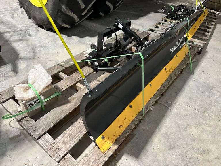 Meyers Home Plow Snowplow with Remote, Hydraulic Lift and Right Swing ...