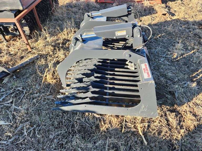 Stout 78-3 Rock Grapple Bucket with Hoses and Ends, 3” Spacing, Skid ...