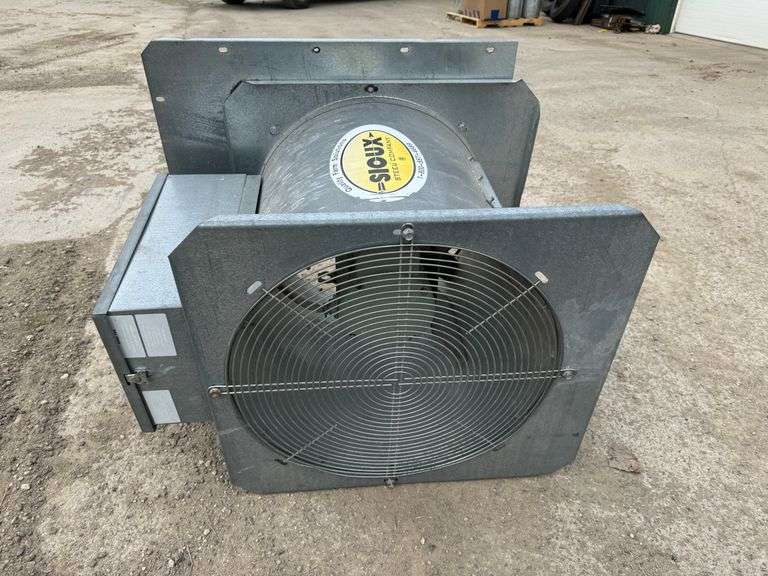 Sioux 24” Bin Fan with Motor - Fragodt Auction and Real Estate LLC