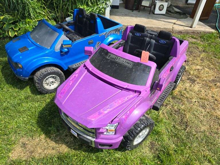 (2) Power Wheels, Both in Working Order, Has 3 Batteries and 1 Charger ...