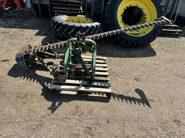 John Deere 350 3pt Sickle Mower, 9’ Bar, *Needs Work - Fragodt Auction ...