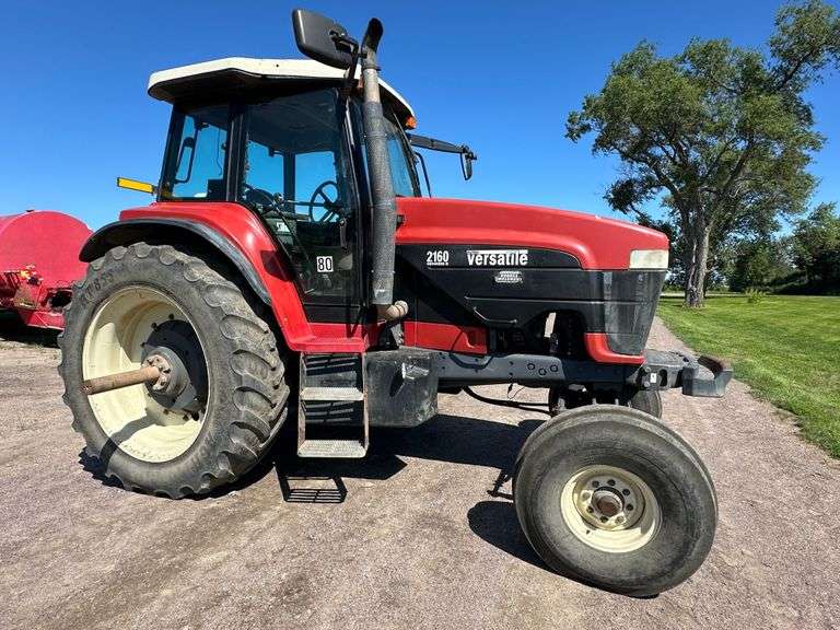 Versatile 2160 Genesis II Tractor, 2 Wheel Drive, 19,245 Hours, 3 Sets ...