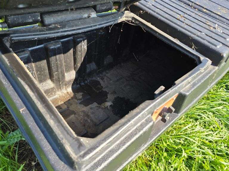 Plastic Work Box Pickup Tool Box, 2 Door - Fragodt Auction and Real ...