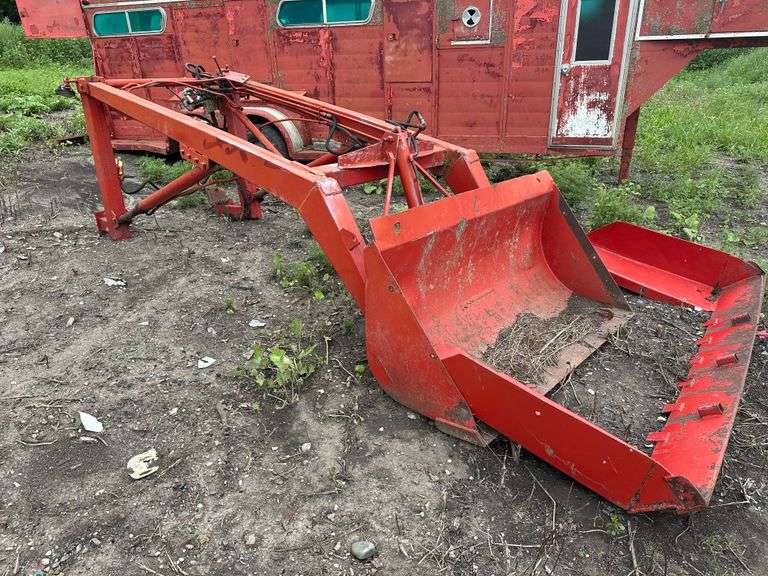 Farm Hand Loader, Comes with 2 Buckets, 1 Bucket 80” Wide - Fragodt ...