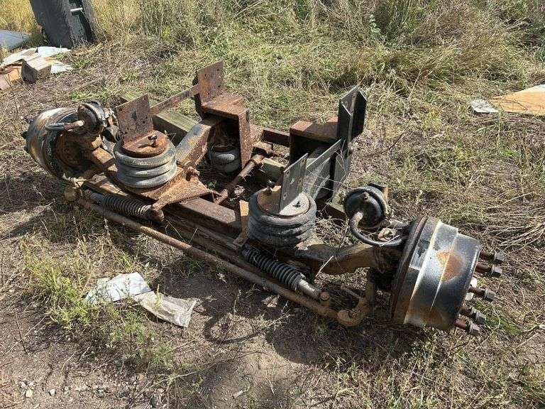 Meritor Steerable Lift Axle - Fragodt Auction and Real Estate LLC
