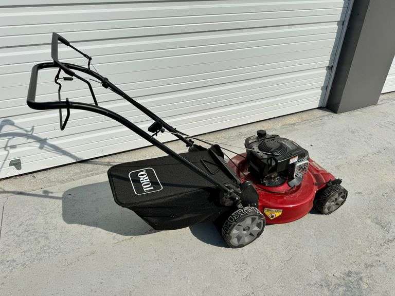 Toro 22” Walk Behind Mower With Bagger, Self Propelled, GTS 150 Briggs ...
