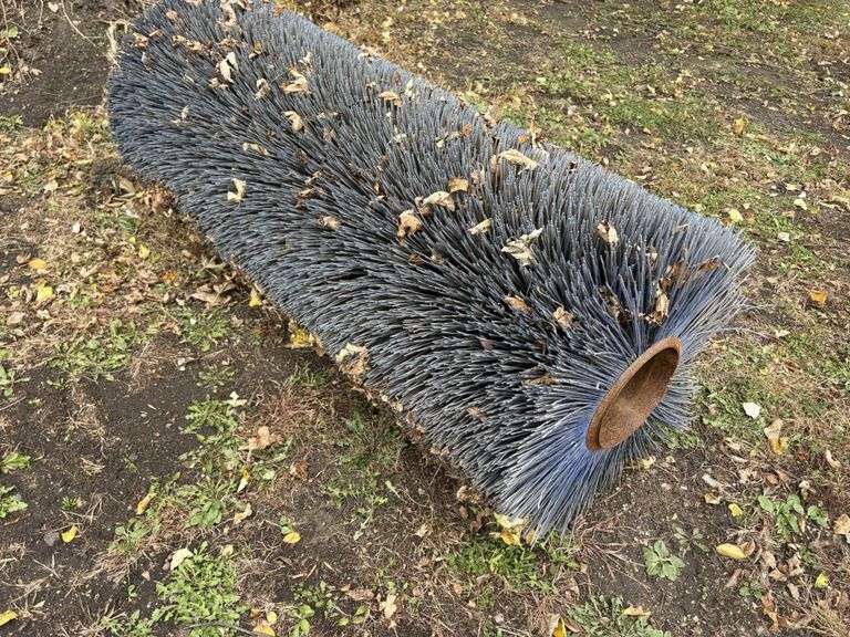 5’ Sweeper Brush, 8” Pipe - Fragodt Auction and Real Estate LLC