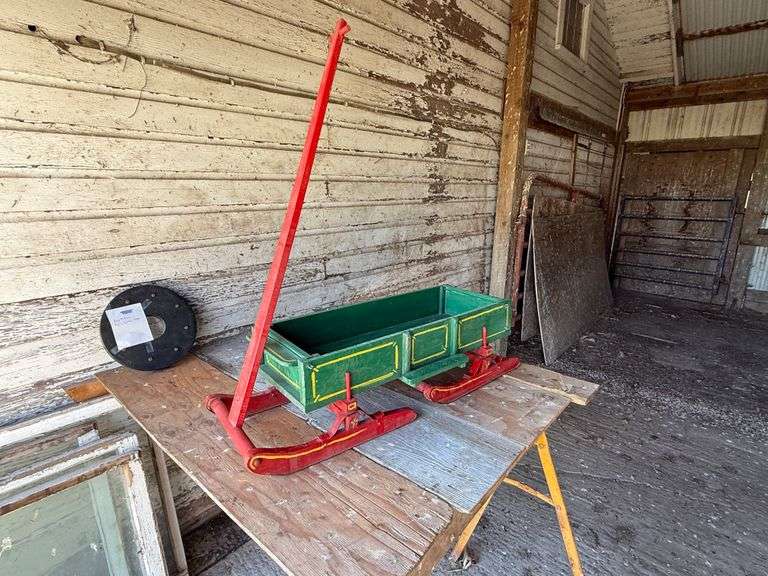 Miniature Bob Sled Sleigh, Box is 10” x 28” - Fragodt Auction and Real ...