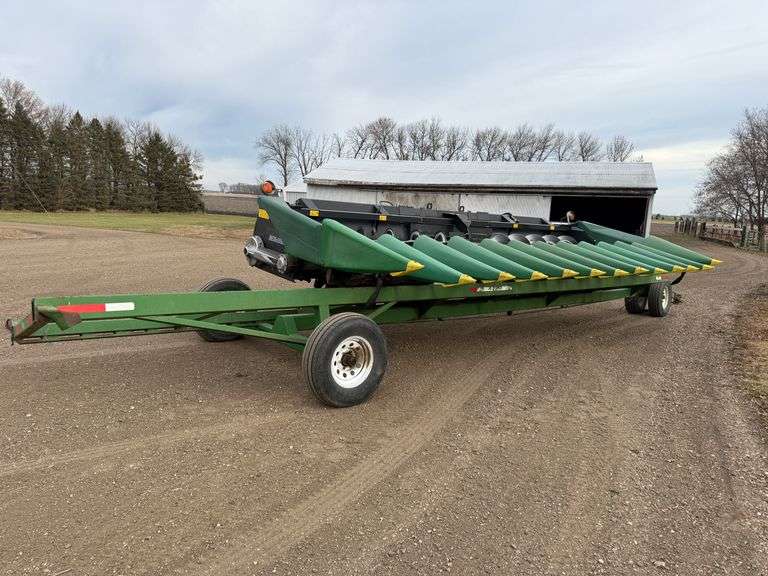 2004 Geringhoff 12 Row 20” Roto Disc Chopping Head, Comes with a Mauer ...