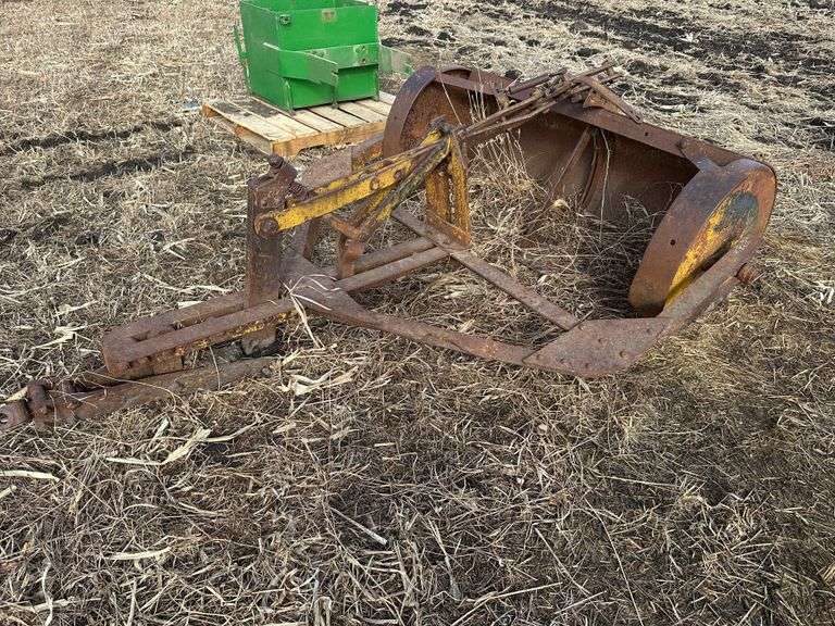Older Field Scraper, Needs Repair - Fragodt Auction and Real Estate LLC