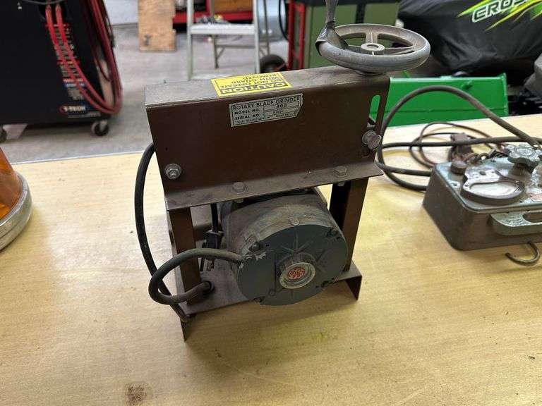 Lawn Mower Blade Sharpener, Rotary Blade Grinder, Model 400 - Fragodt ...