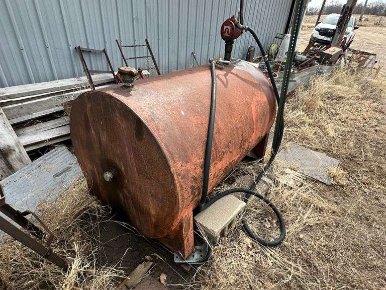 300 Gallon Diesel Fuel Barrel with Hand Pump - Fragodt Auction and Real ...