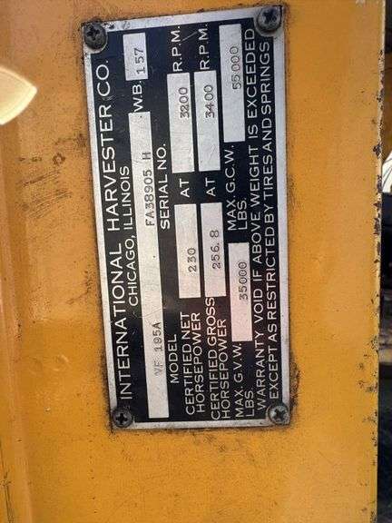 1959 IH 190 Tandem Truck, 549 Gas, 8 Speed Roadranger, Air Brakes, mud ...