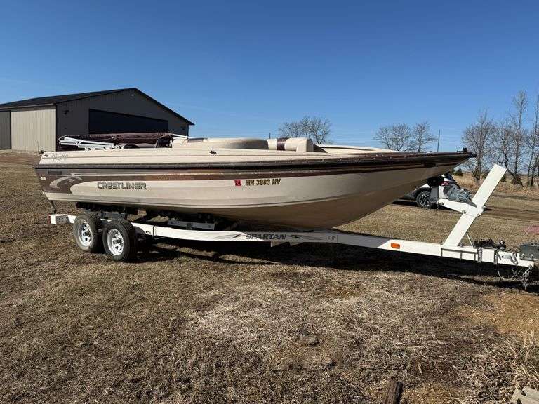 2000 Crestliner Rampage Deckboat, With Spartan Supreme Roller Trailer ...