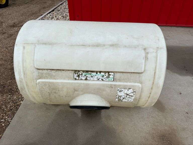 110 Gallon Poly Tank - Fragodt Auction and Real Estate LLC