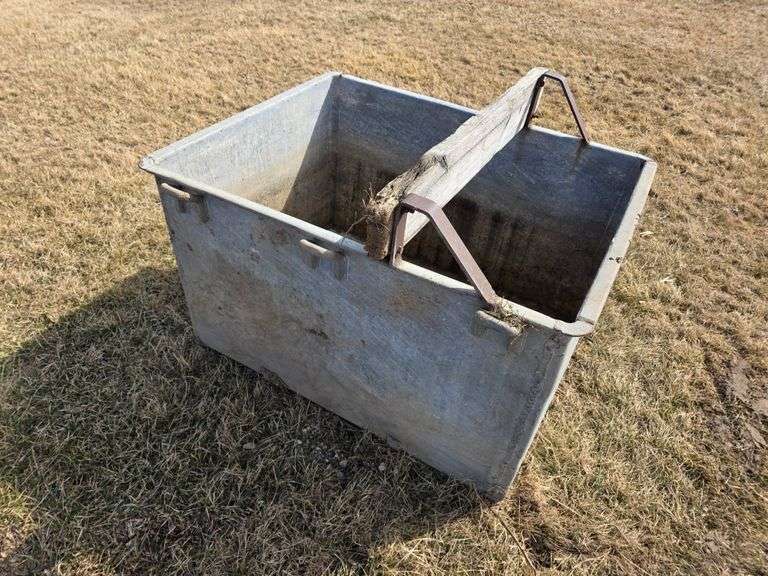 Outboard Motor Tub with Transom - Fragodt Auction and Real Estate LLC