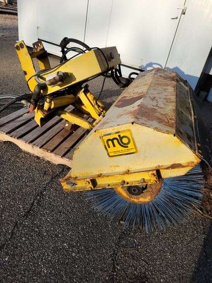 MB Sweeper, 72” Wide with PTO Powered Hydraulic and Electric Boom ...
